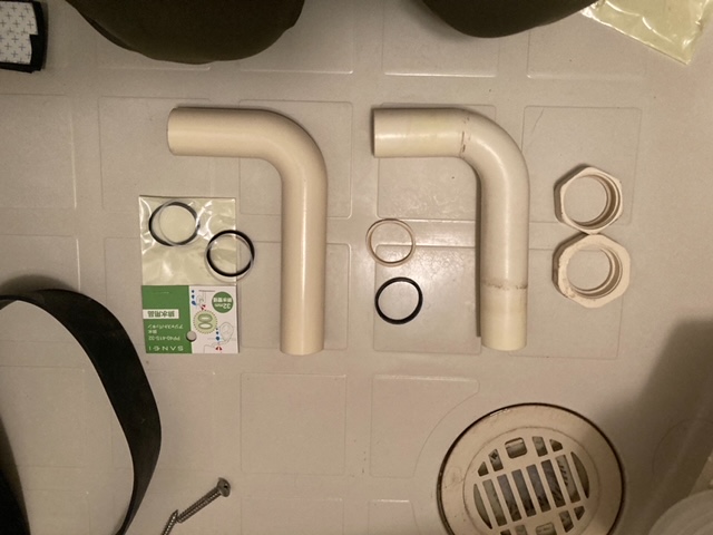 3点ユニットバス手洗い排水修理 | アクア・アテンド さいたま市・水漏れ トイレつまり修理 漏水調査 給湯器